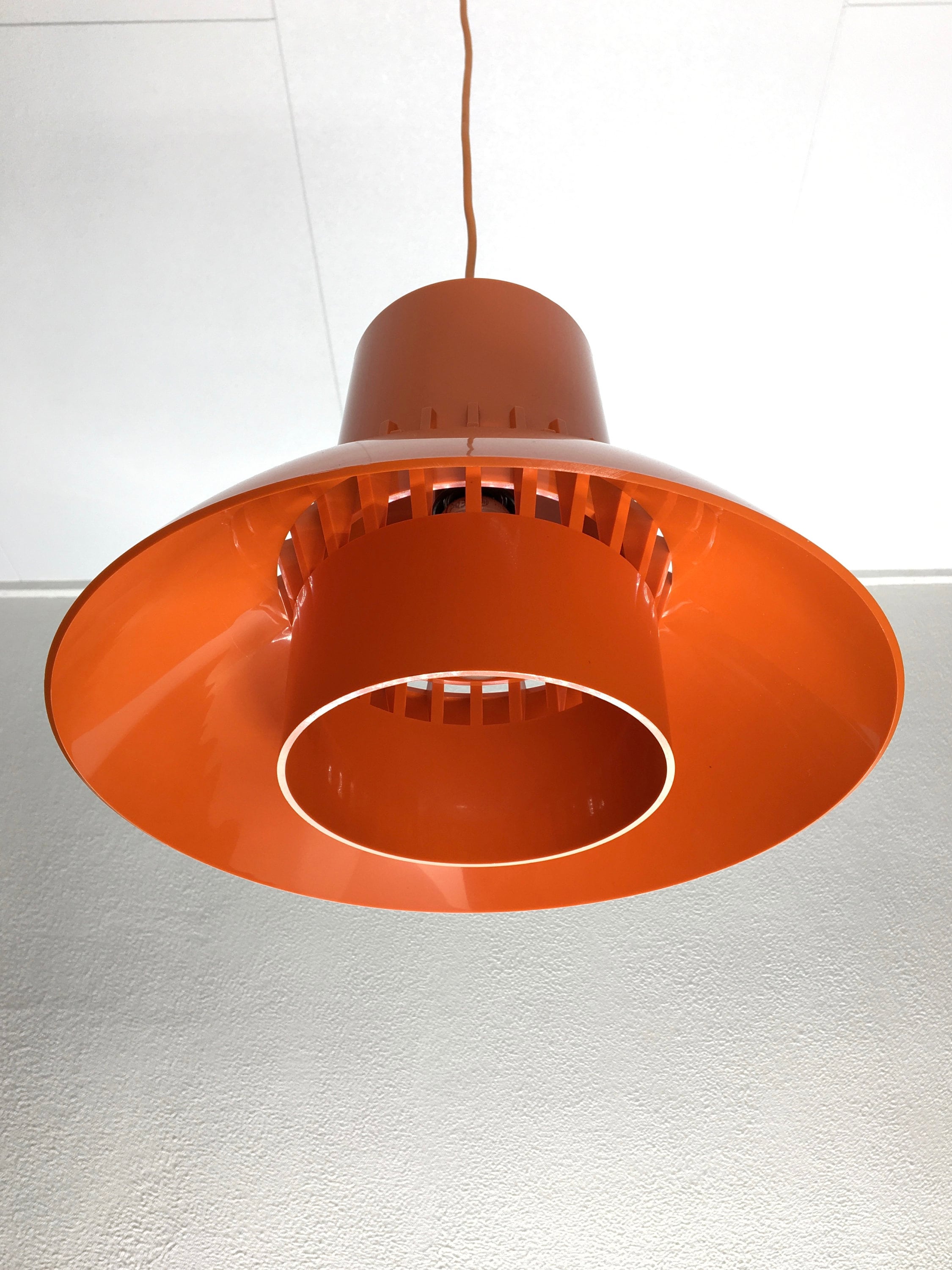 Orange Nordisk Solar Compagni Lamp - Sven Middelboe - Vintage Space Age ...