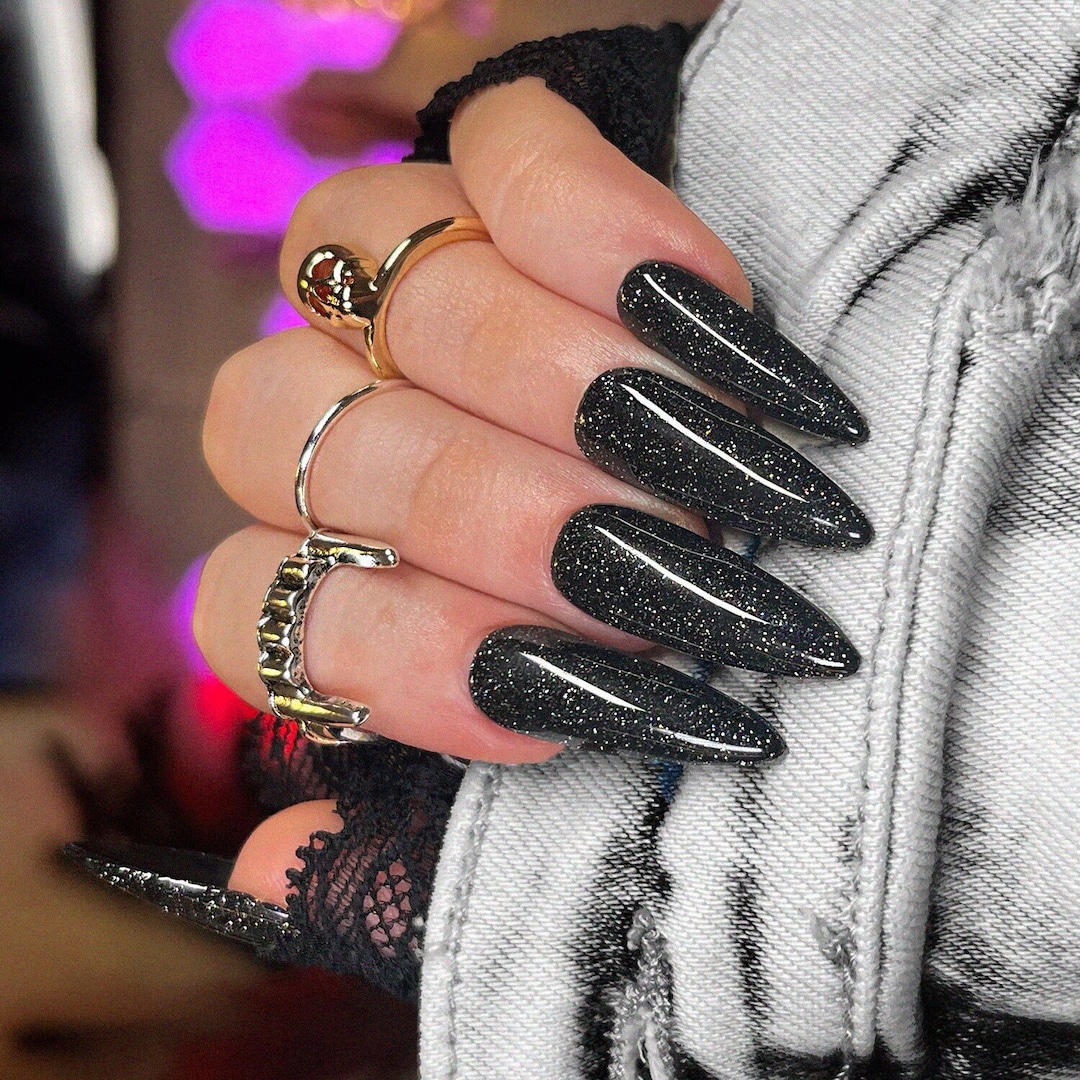 Grim Reaper: Halloween. Nail Artist. Custom Hand-painted - Etsy