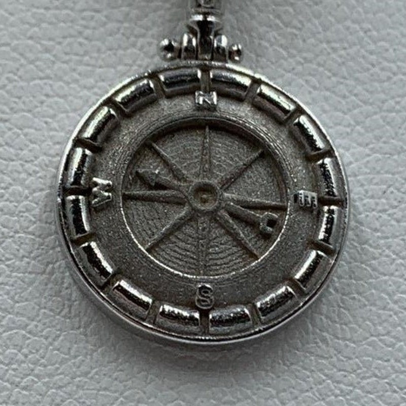 Compass Pendant - Etsy