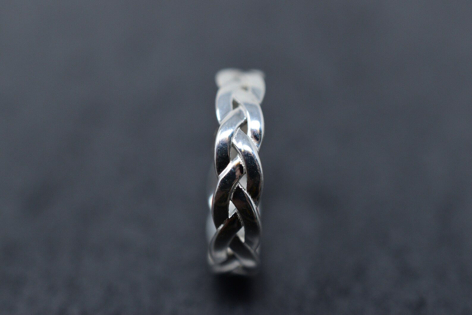 Love Intertwined Ring 10k/14k/18k White Yellow Rose Green | Etsy