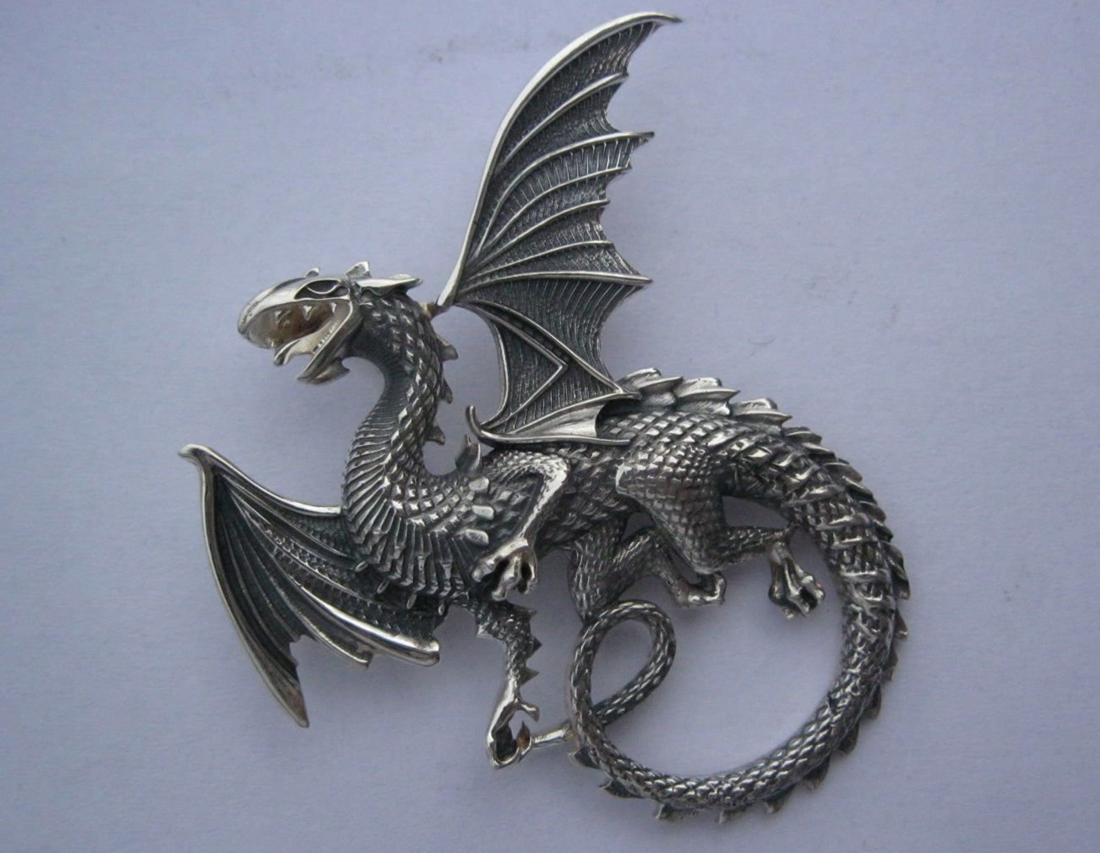Helios Dragon Pendant *10k/14k/18k White, Yellow, Rose, Green Gold ...
