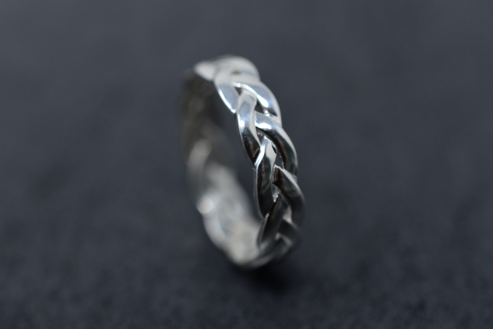 Love Intertwined Ring 10k/14k/18k White Yellow Rose Green | Etsy