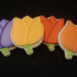 Tulips | Custom Decorated Valentine's Day Cookies | Spring Flowers ...
