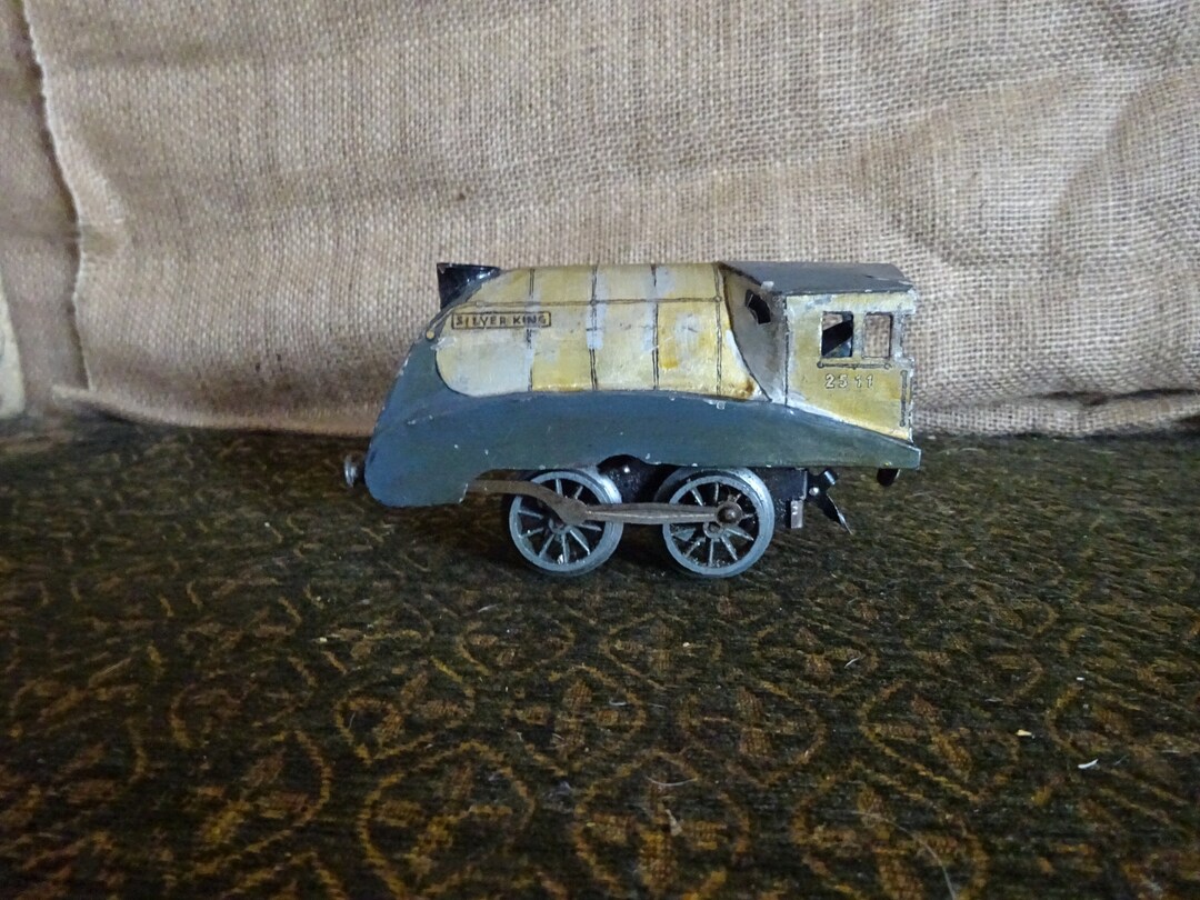 Rare Vintage Silver King Steam Engine Type O Wind up Train With Key ...