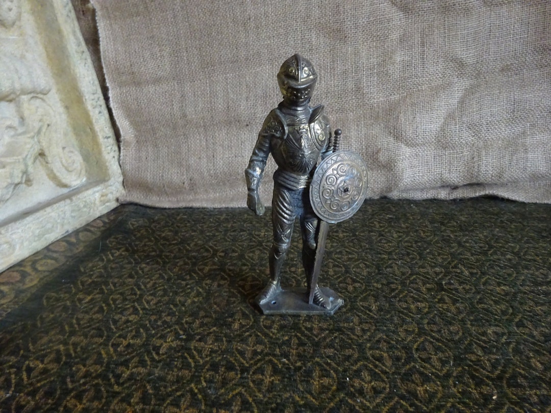 Vintage Brass Knight in Armor Sculpture - Etsy
