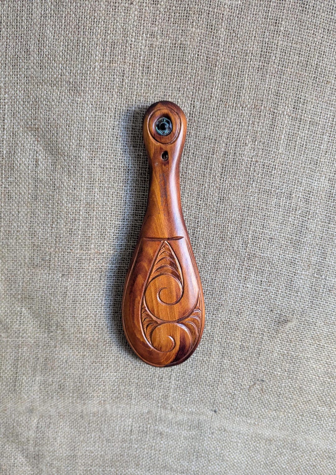 Vintage Maori Wooden Hand Carved Hard Wood and Shell Inlay Tribal Patu ...