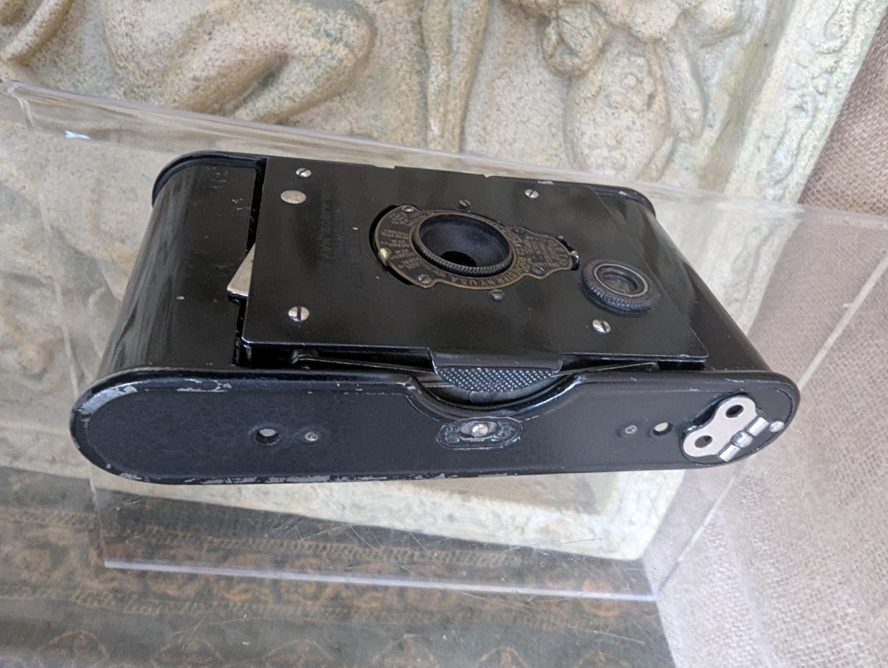 Antique Kodak Vest Pocket Camera With Case – Autographic – C.1915 ...