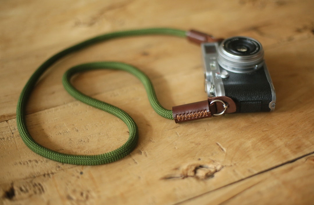 Handmade 10mm Army Green Climbing Rope Camera Strap – Tan Leather Ends ...