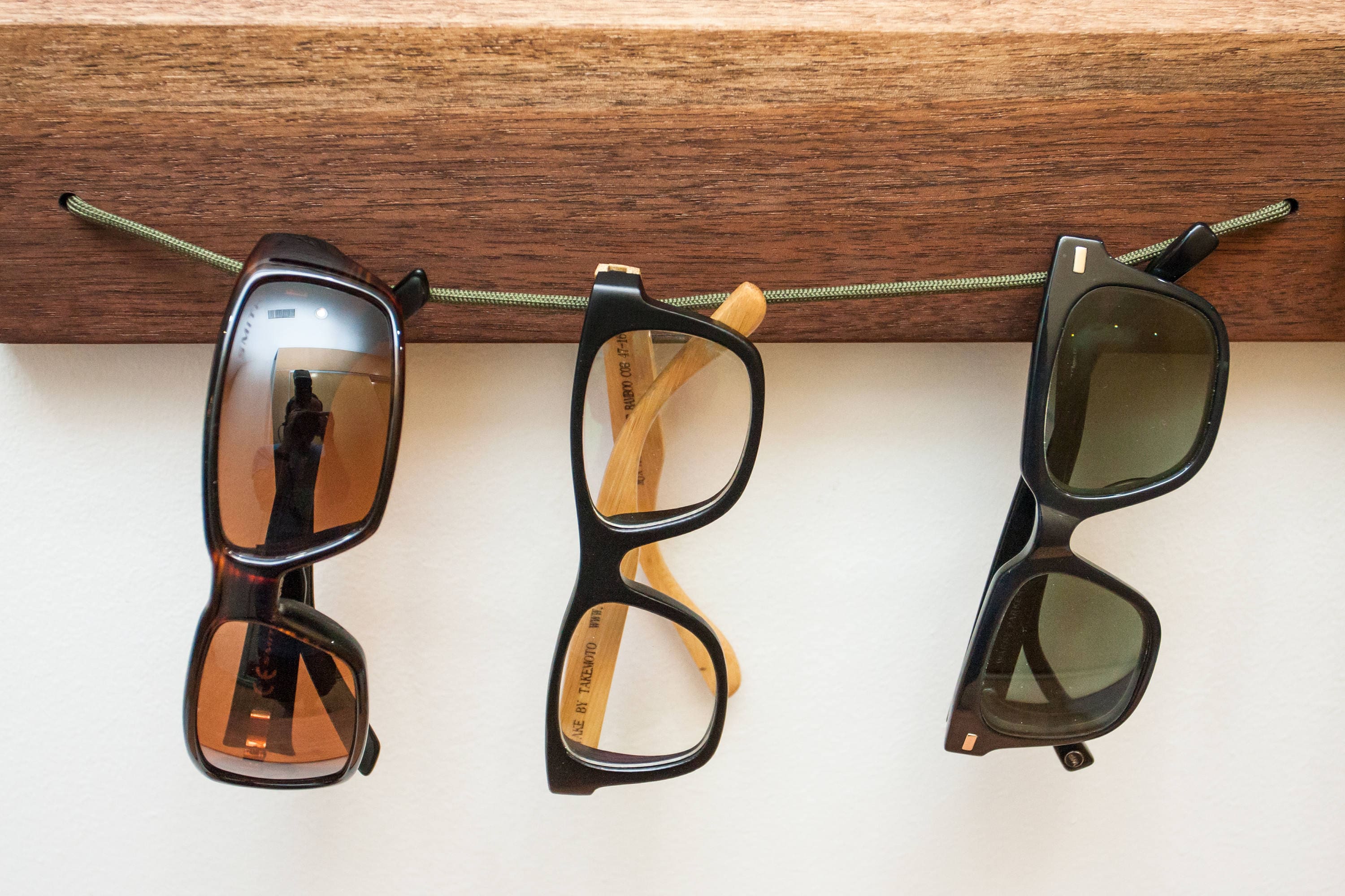 Simple Solid Wood Walnut Sunglass Hanger Sunglass Rack - Etsy