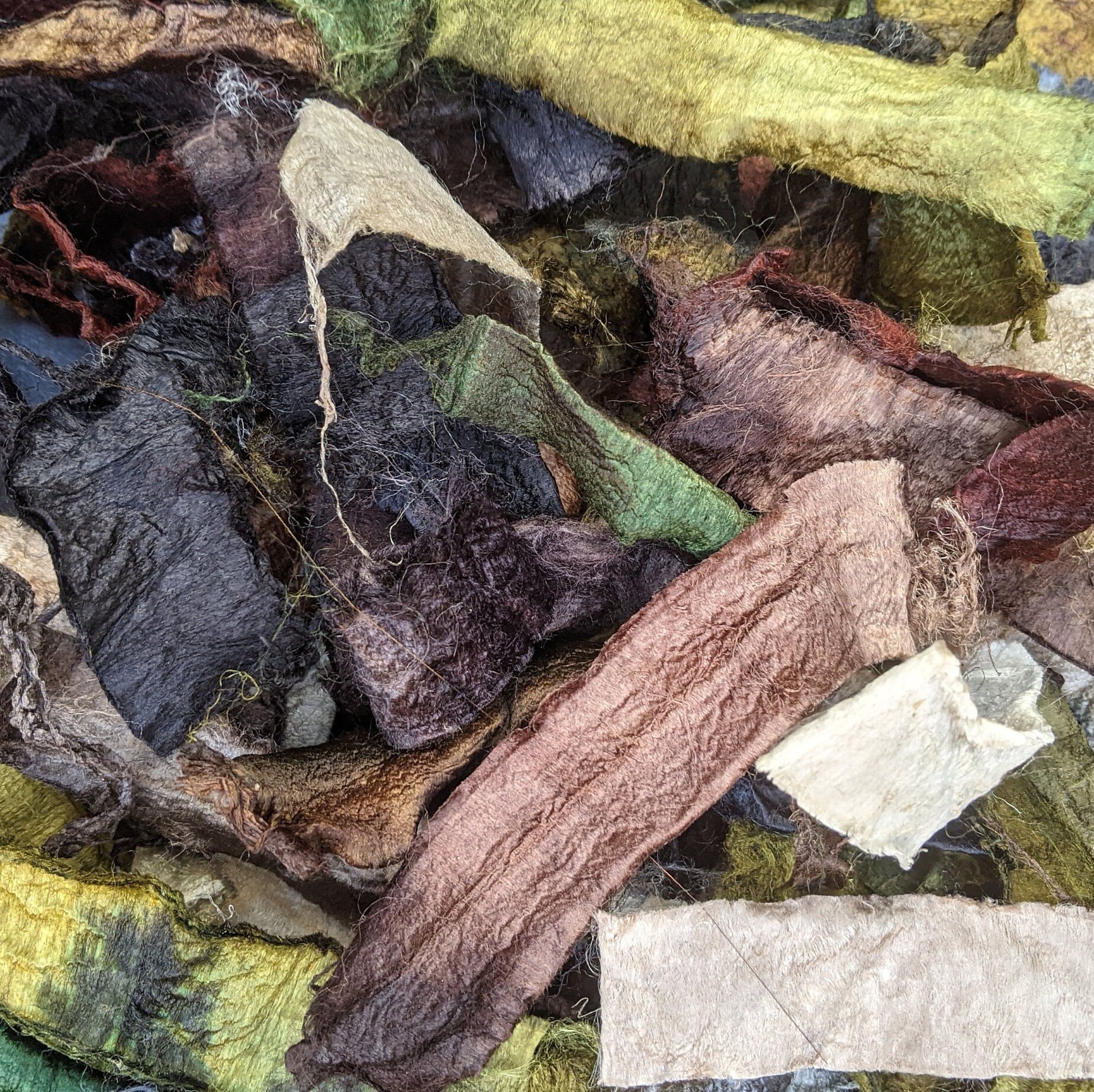 Hand Dyed Silk Carrier Rods Forest Floor 10g - Etsy