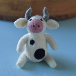 Cow Felt Animal Ornament Farmyard Decor Newborn Photo Prop - Etsy