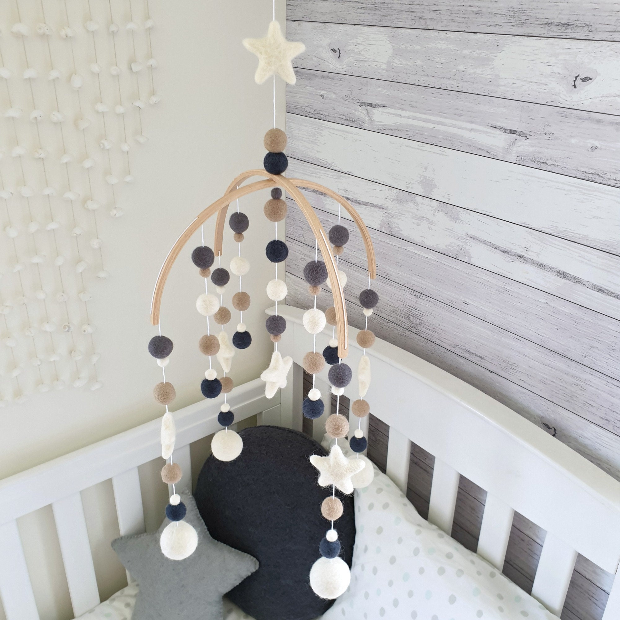 Grey & Neutral Baby Mobile, Grey White Nursery Mobile, Cot Mobile, Felt ...