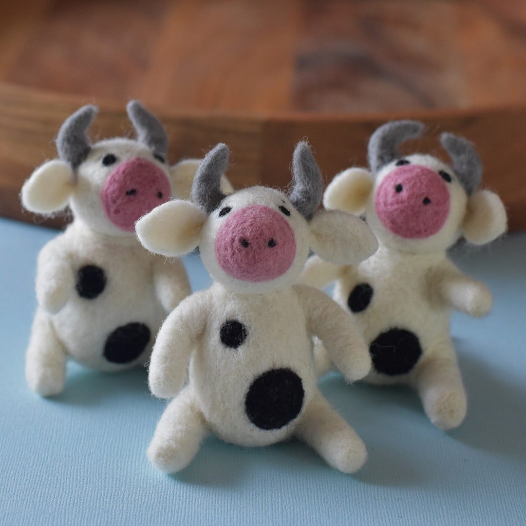 Cow Felt Animal Ornament Farmyard Decor Newborn Photo Prop - Etsy