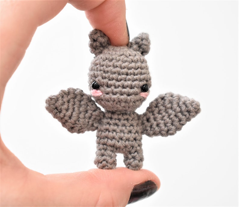 Tiny Bat Crochet Pattern / Amigurumi / Photo Tutorial - Etsy