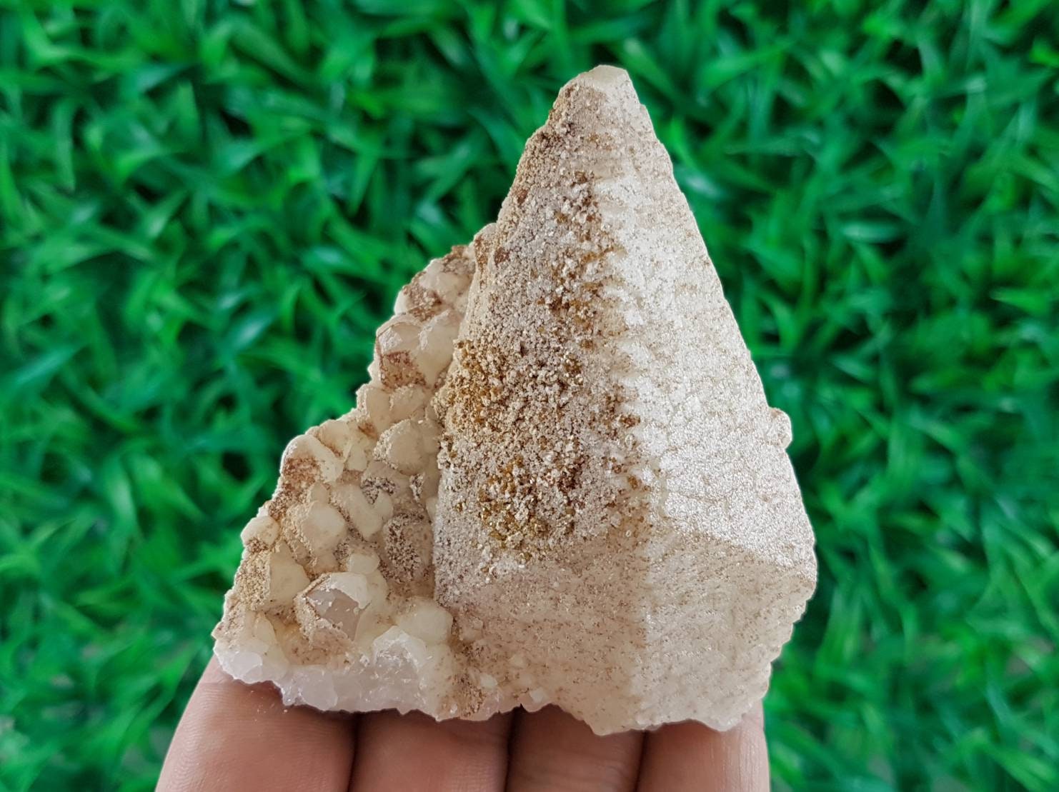 Rare Brown Calcite on Fluorescent Calcite From - Etsy Denmark