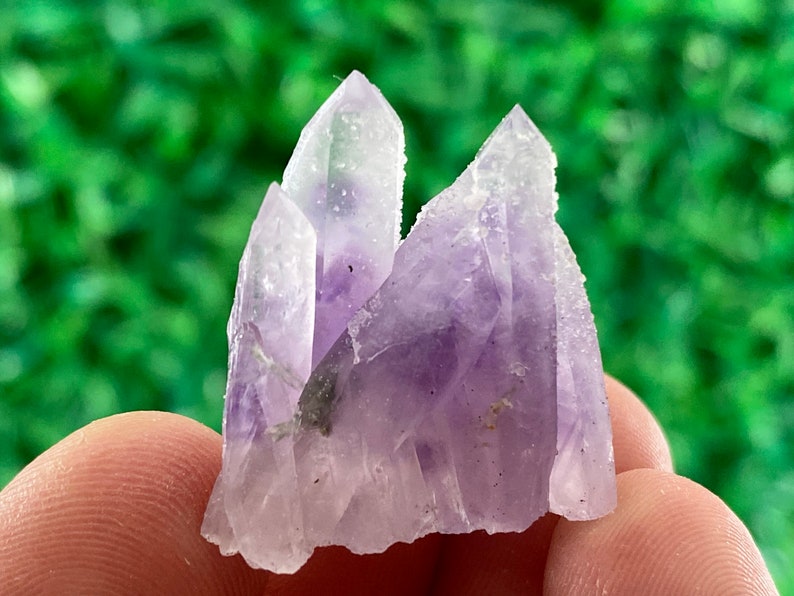 Rare Amethyst Phantom From Djurkovo Minelakibulgariahome - Etsy