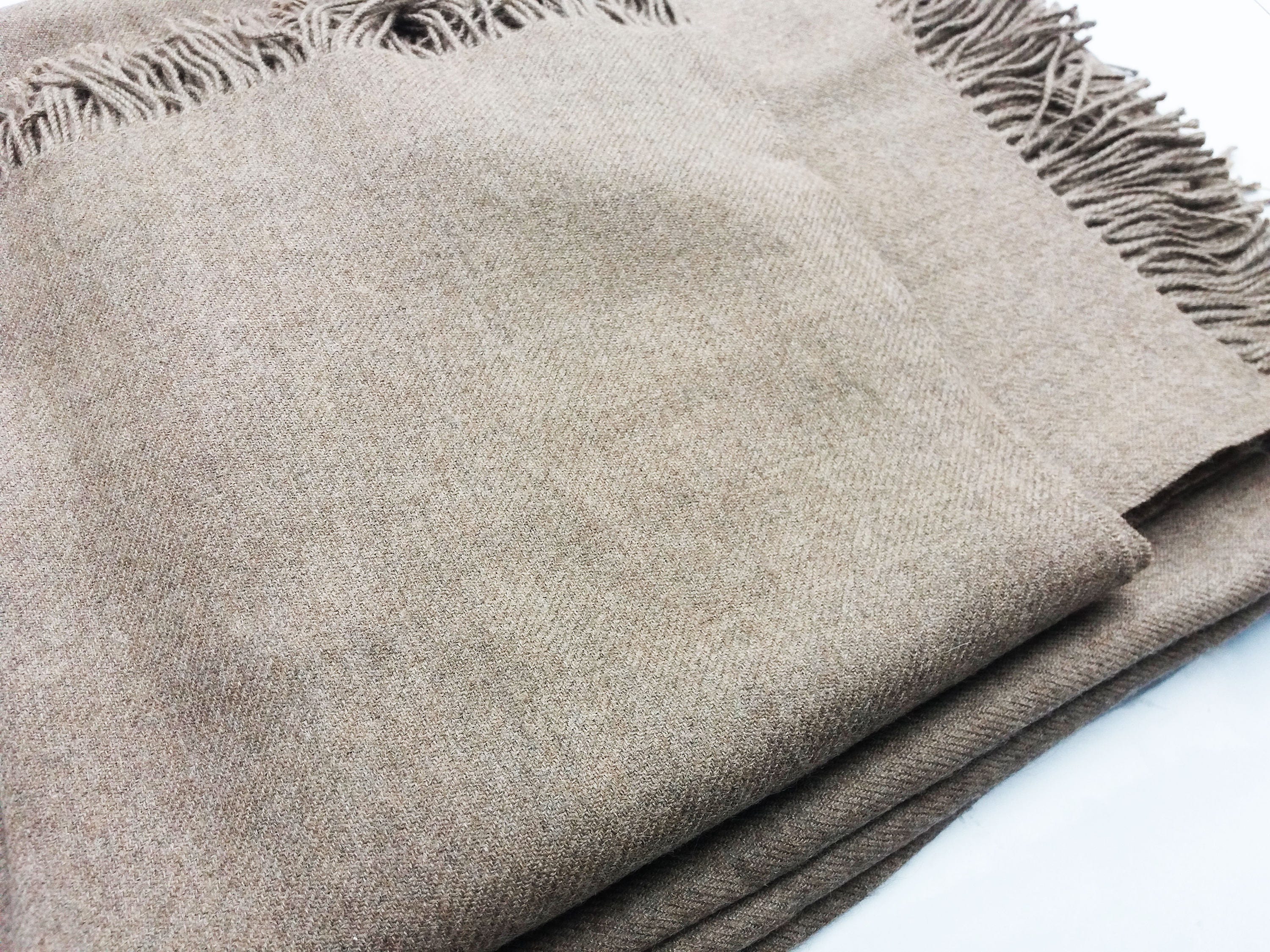 Hypoallergenic Peruvian Royal Baby Alpaca Throw Blanket (150x180cm ...