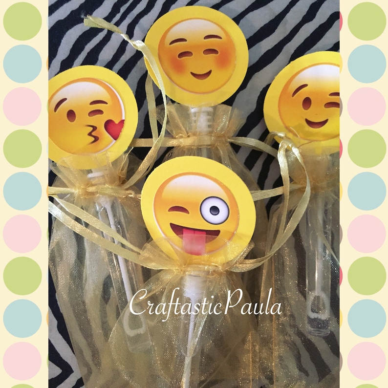 Emoji Mini Bubbles Wand Goodie Bags - Etsy UK