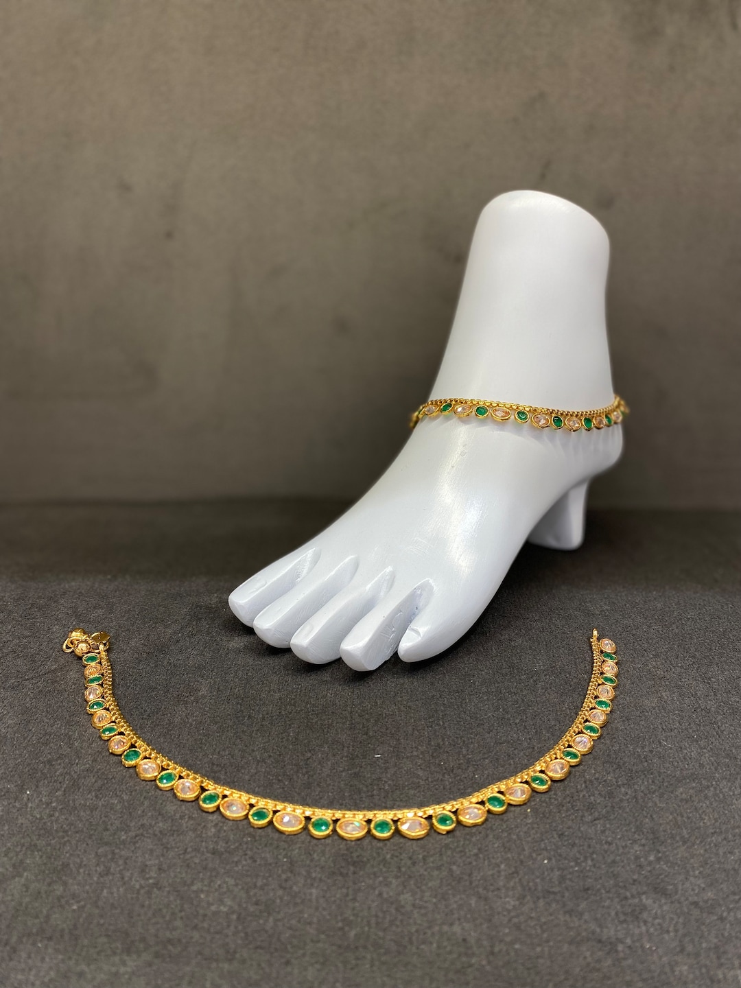 Payal With Ghungroo / Bright Gold /traditional Anklet Set in Bright ...