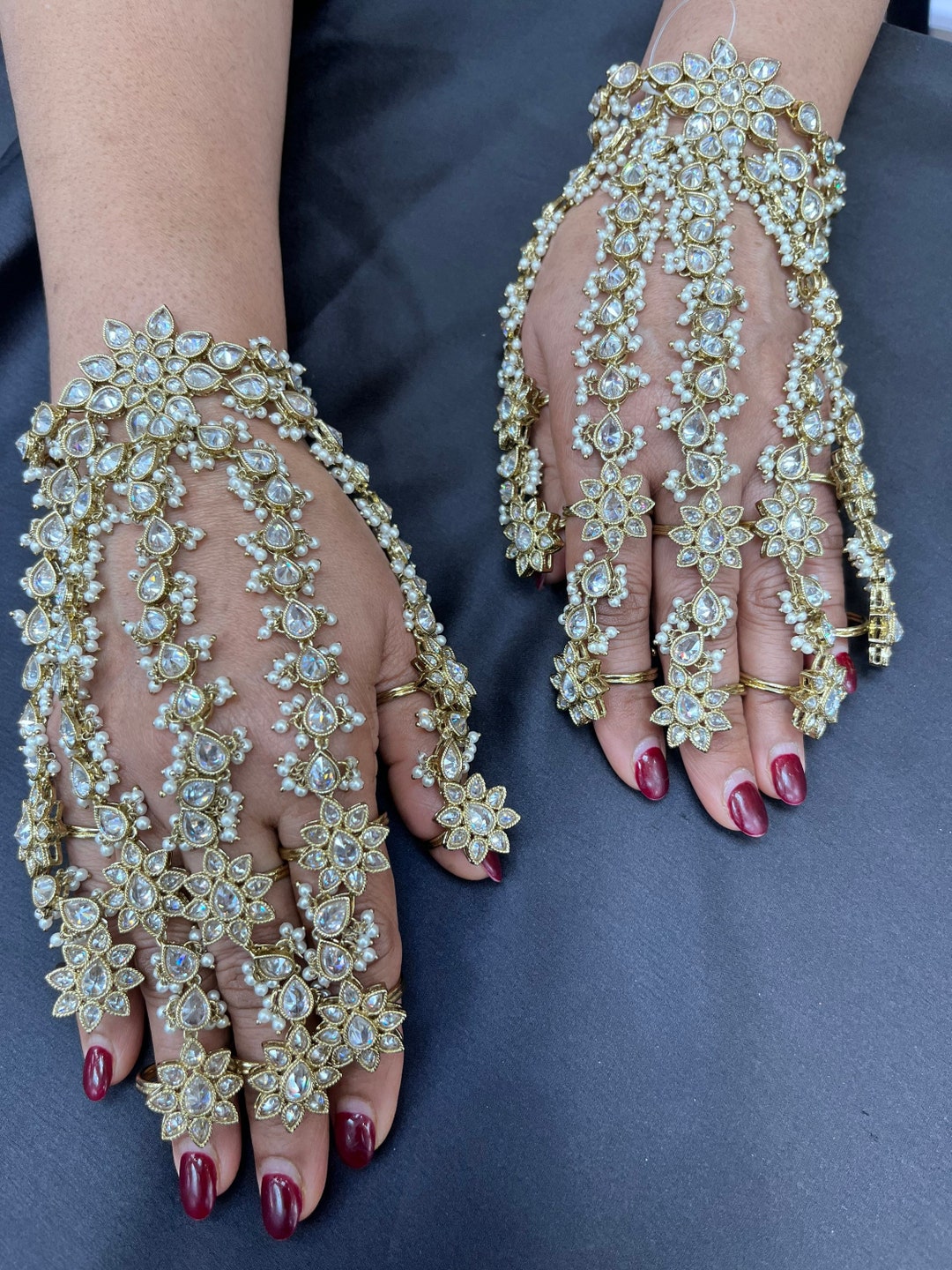 Haathphool , Hand Jewelry , Bridal Hand Chains , Indian Jewelry ...