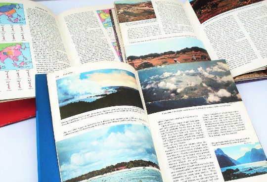 World Book Set picture ATLAS of the World 1960 - Etsy