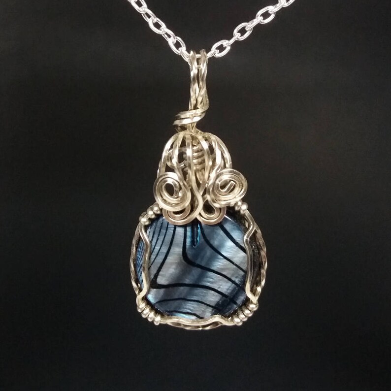 Wire Wrapped Round Paula Shell Pendant - Etsy