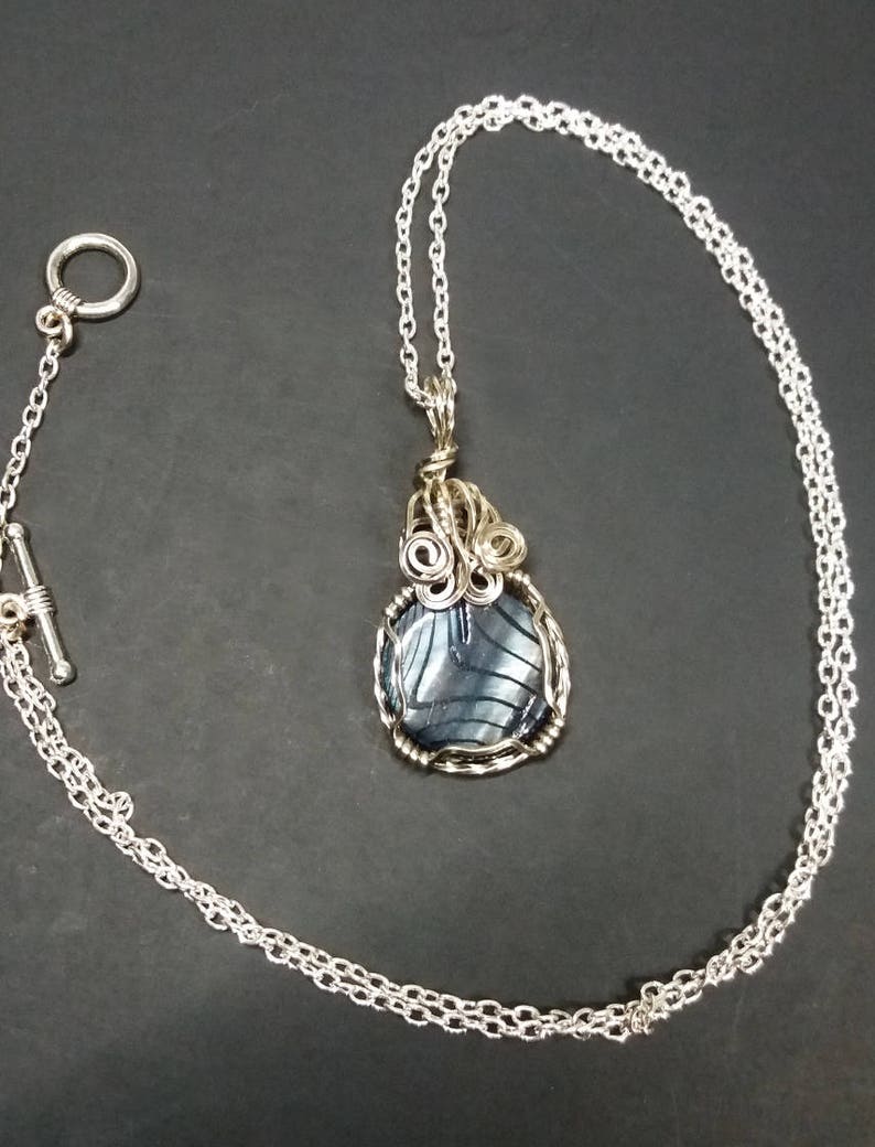 Wire Wrapped Round Paula Shell Pendant - Etsy