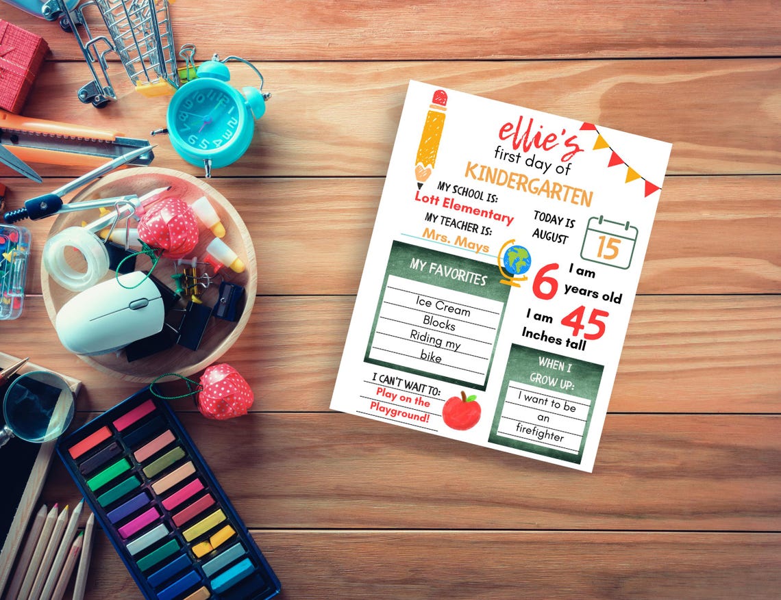 First and Last Day of School Printable Sign | Editable Kids Back to ...