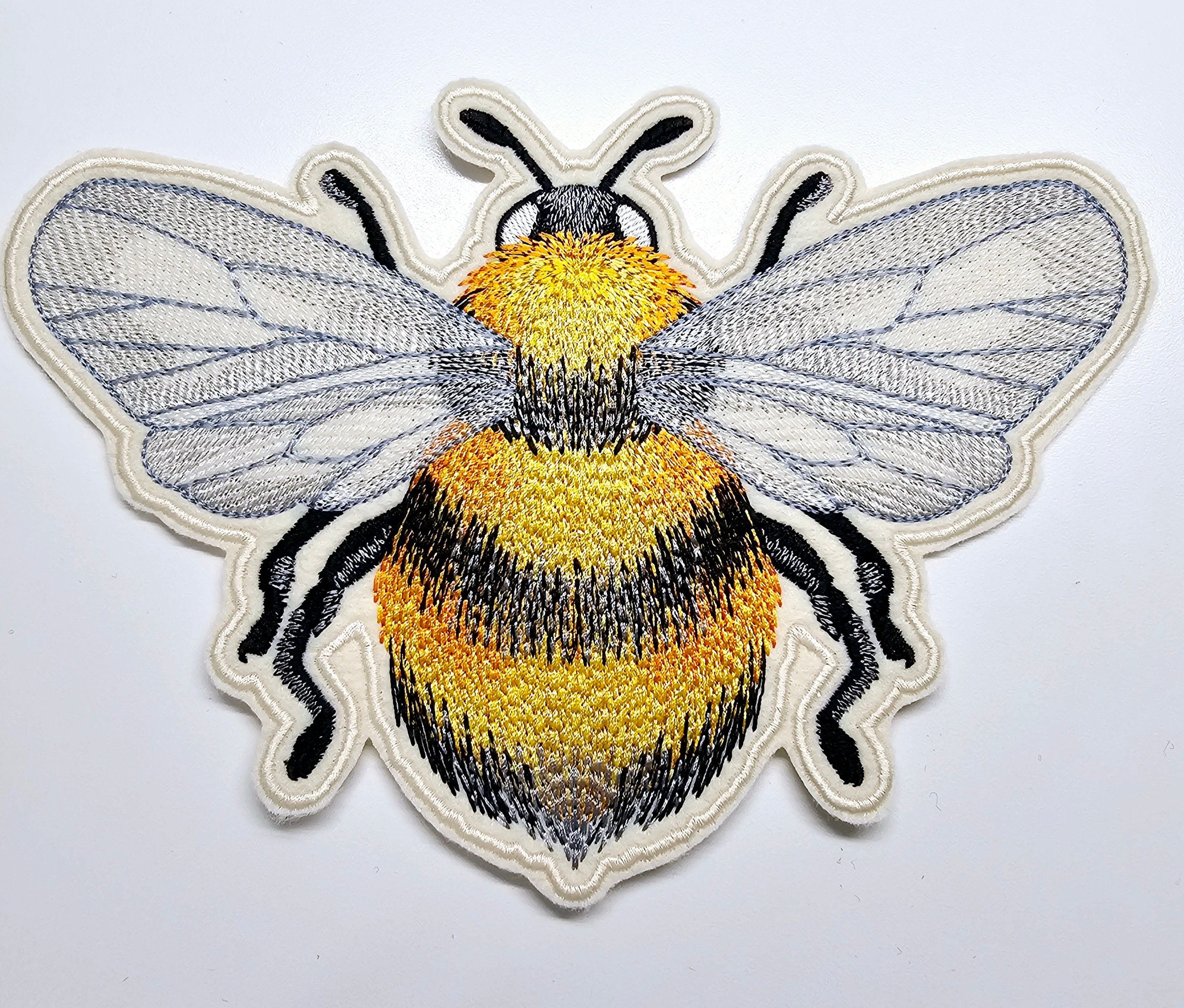 Buzzing Bee Embroidered Patch - Bee Patches - Bee Embroidery Designs ...