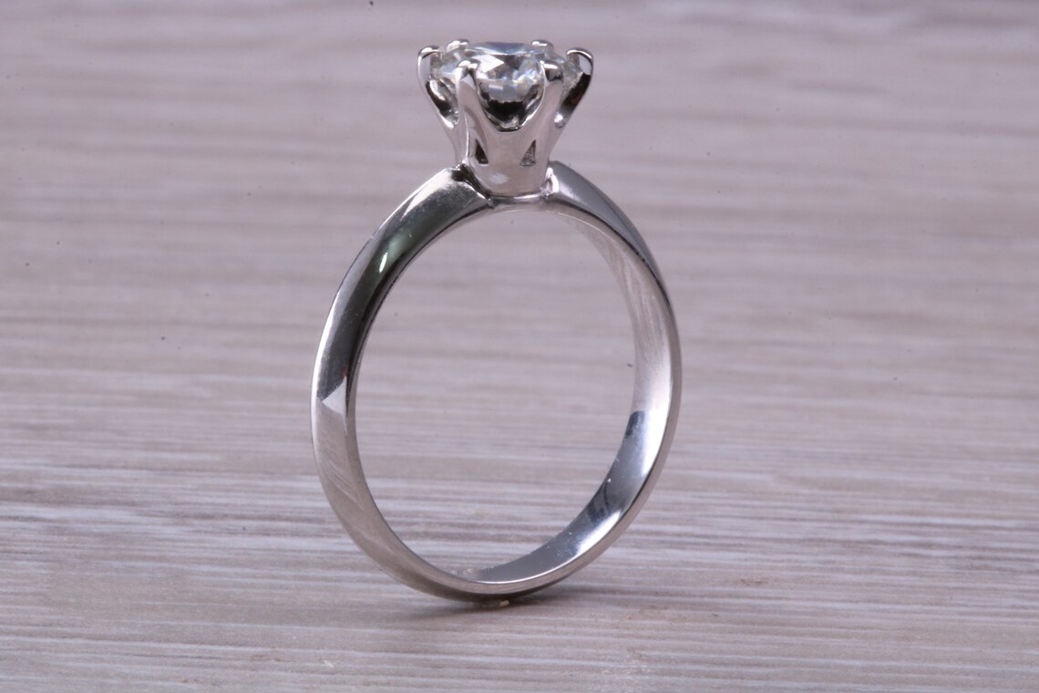 One Carat Diamond Solitaire, Certified Round Diamond - Etsy UK