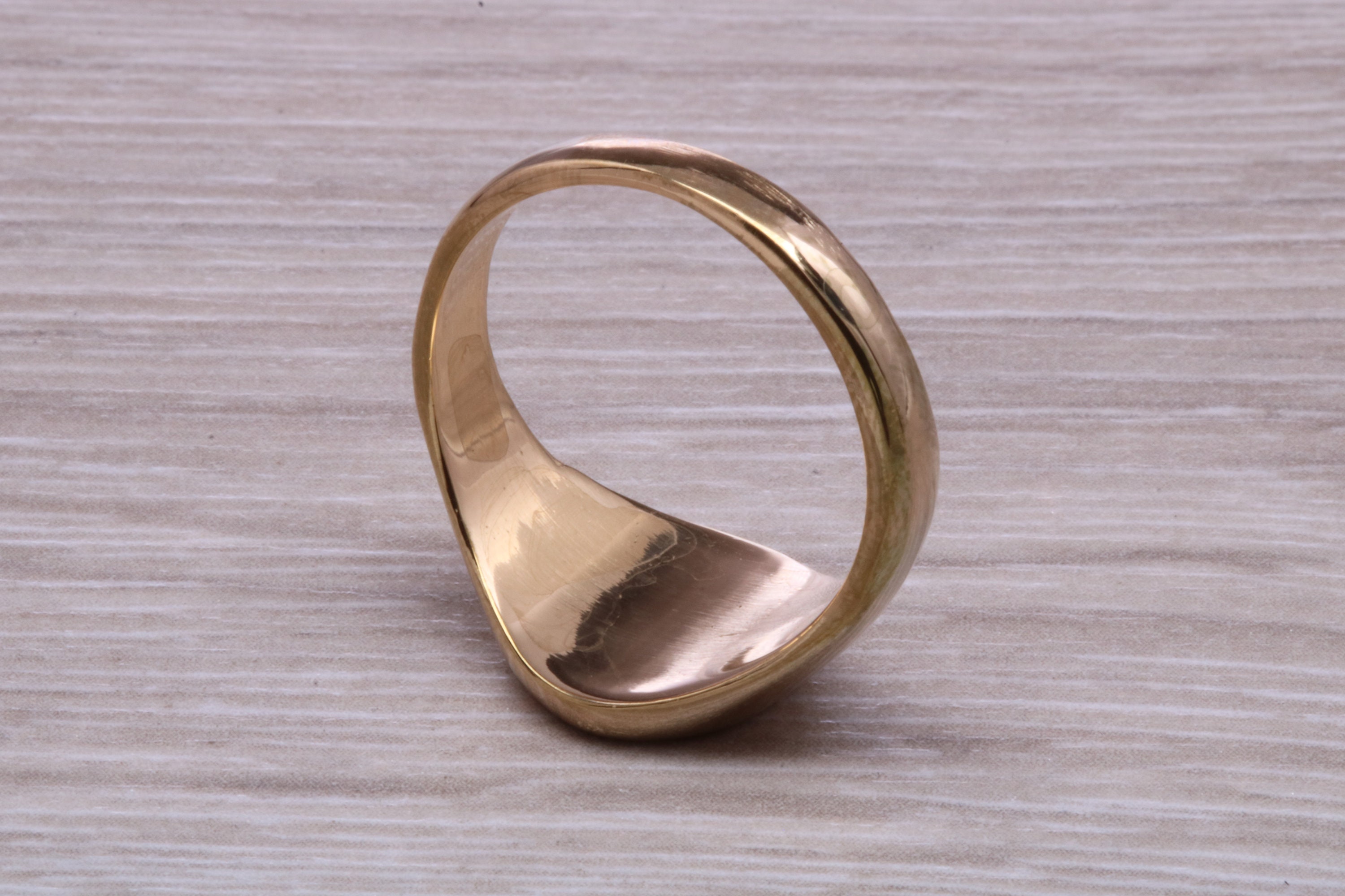 Chunky 18ct Gold Prince of Wales Feathers Signet Ring - Etsy