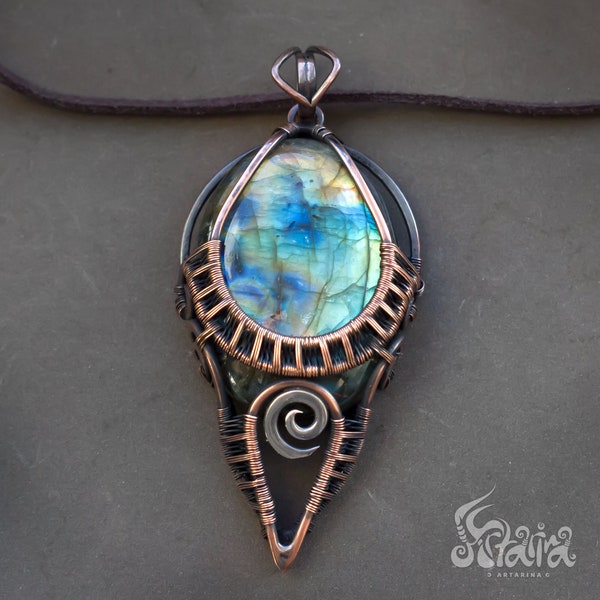 Intricate Wire Wrap - Etsy