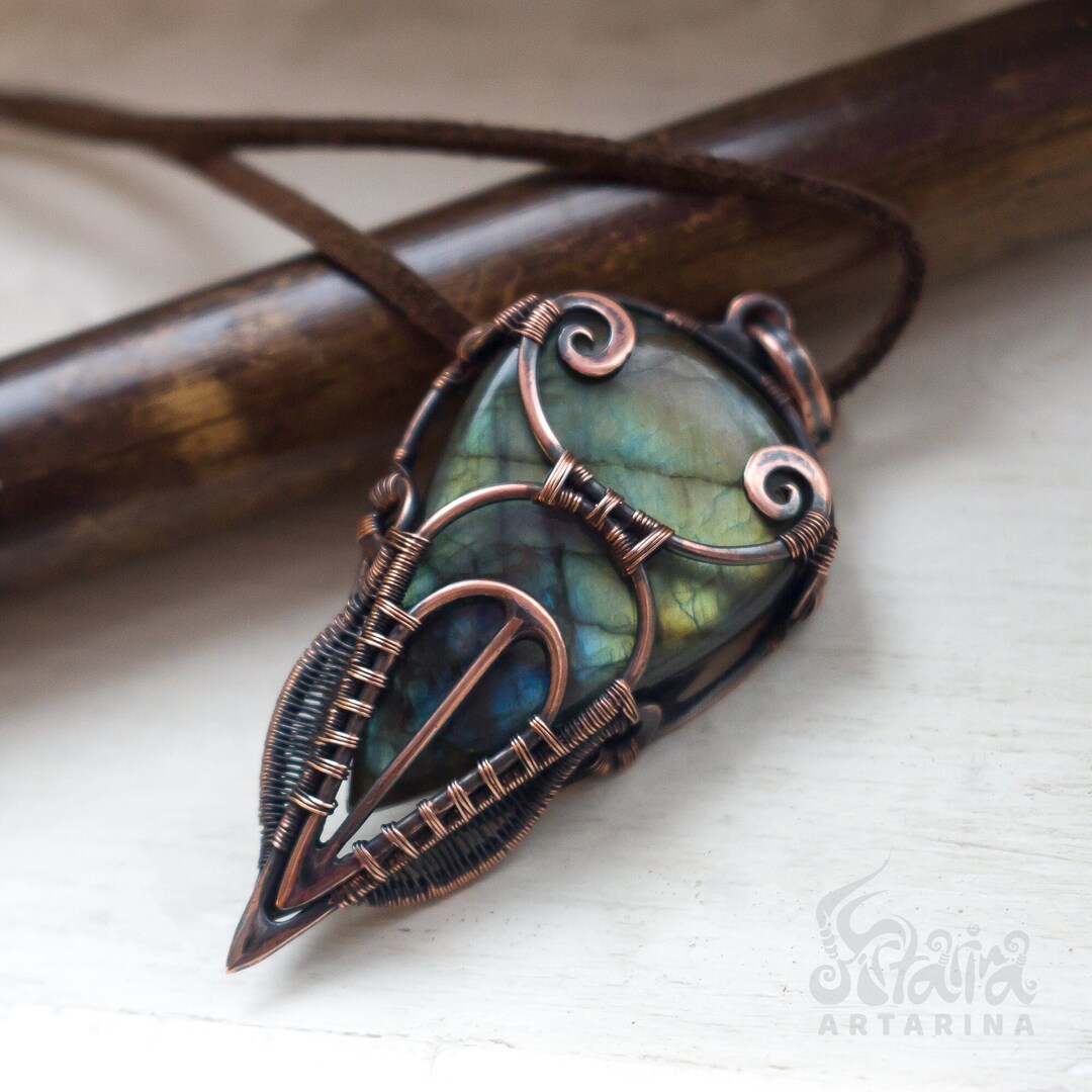 Dragon Stone Pendant, Fantasy Gown Jewelry, Crystal Dragon Wizard Stuff ...