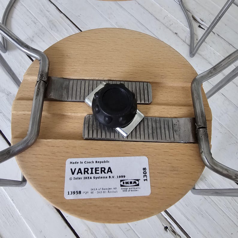 Ikea Variera Expandable Casserole Stands: Bamboo & Metal Adjustable ...