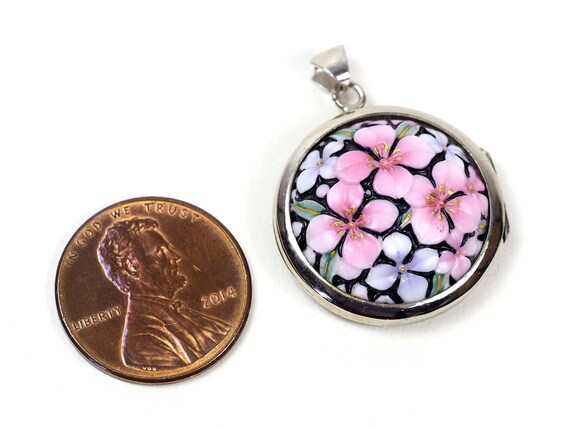 Mid-Century Toshikane Arita Porcelain Flowers Locket … - Gem