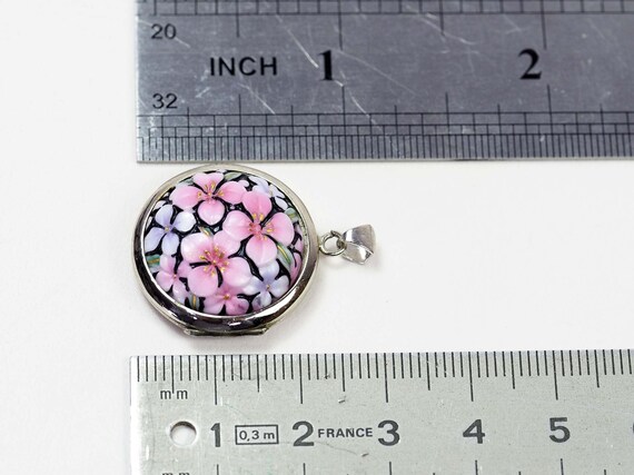 Mid-Century Toshikane Arita Porcelain Flowers Locket … - Gem