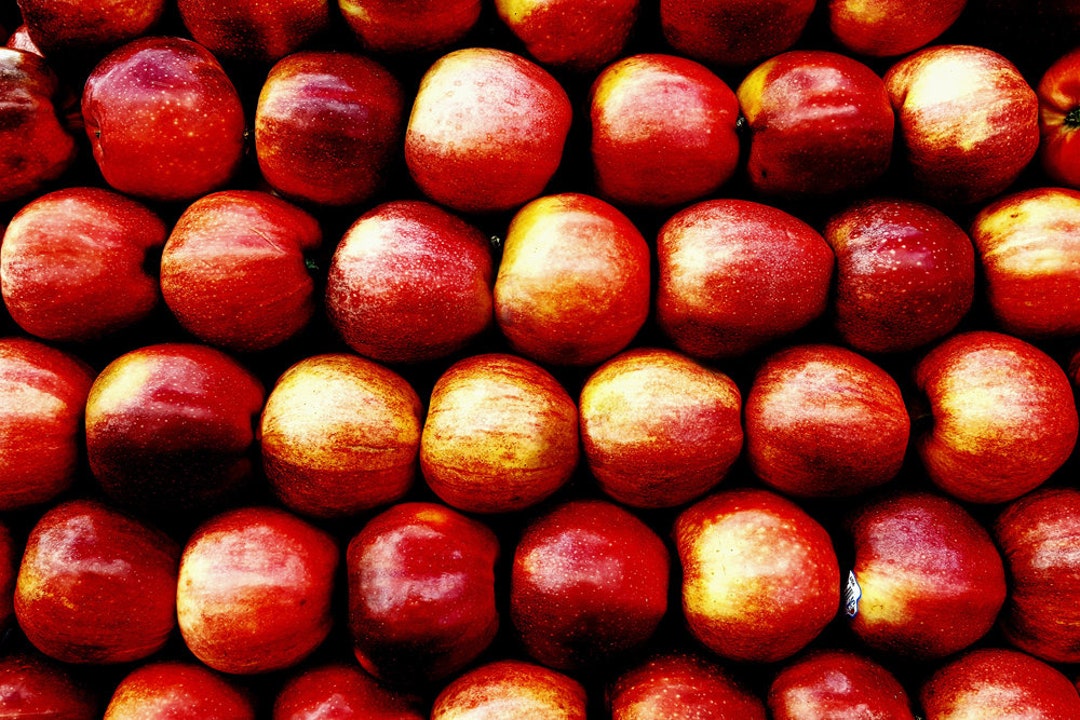A Display of Apples at a Grocery Store Color Photo Print | Apples ...