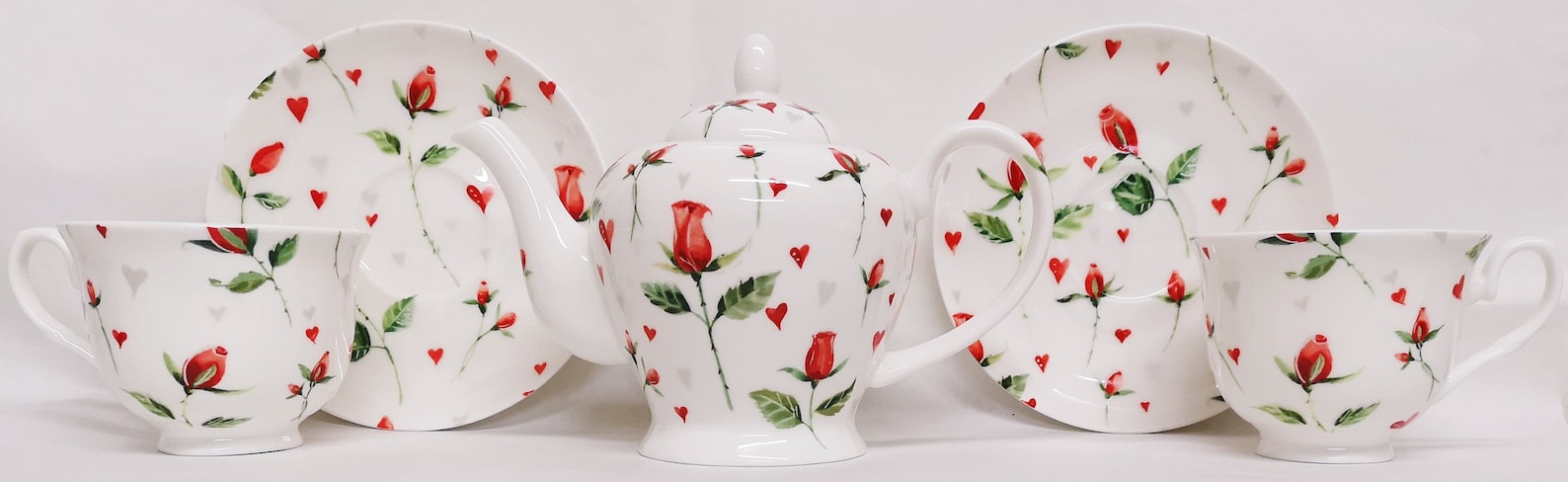 Hearts & Red Roses Tea Set for Two Fine Bone China 1 Teapot 2 Cups and ...