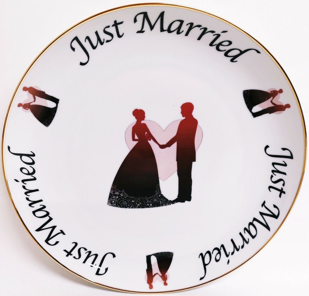 Just Married Couple Platter 31 Cm 12" Gilded Porcelain Round Heart ...