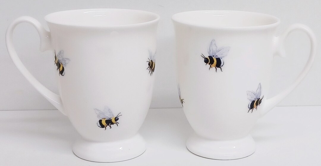 Bees Mugs Set of 2 Fine Bone China 300 Ml 10.5 Oz Royal Footed Multi ...