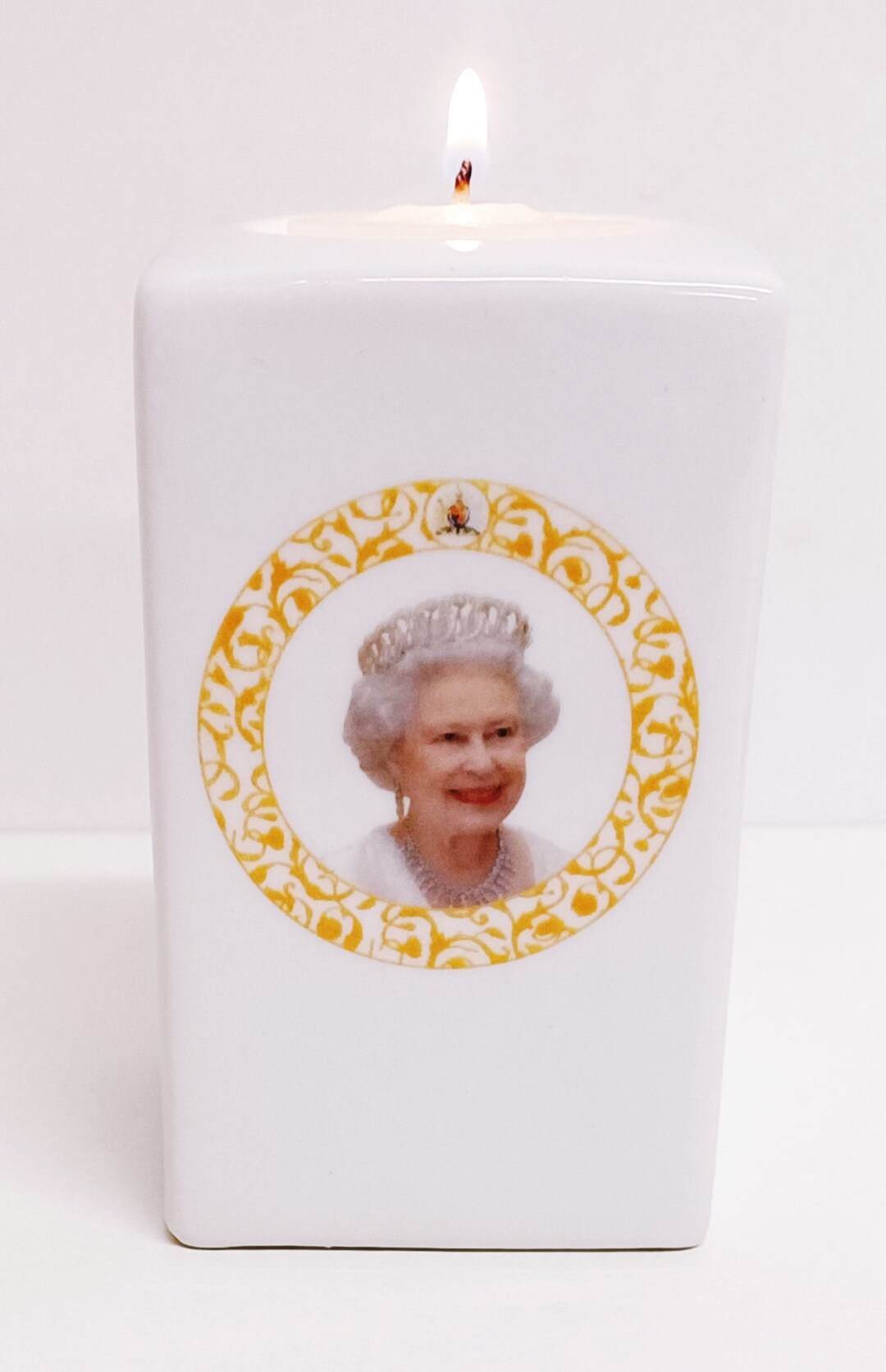 In Loving Memory Her Majesty Queen Elizabeth II 1926-2022 Candle ...