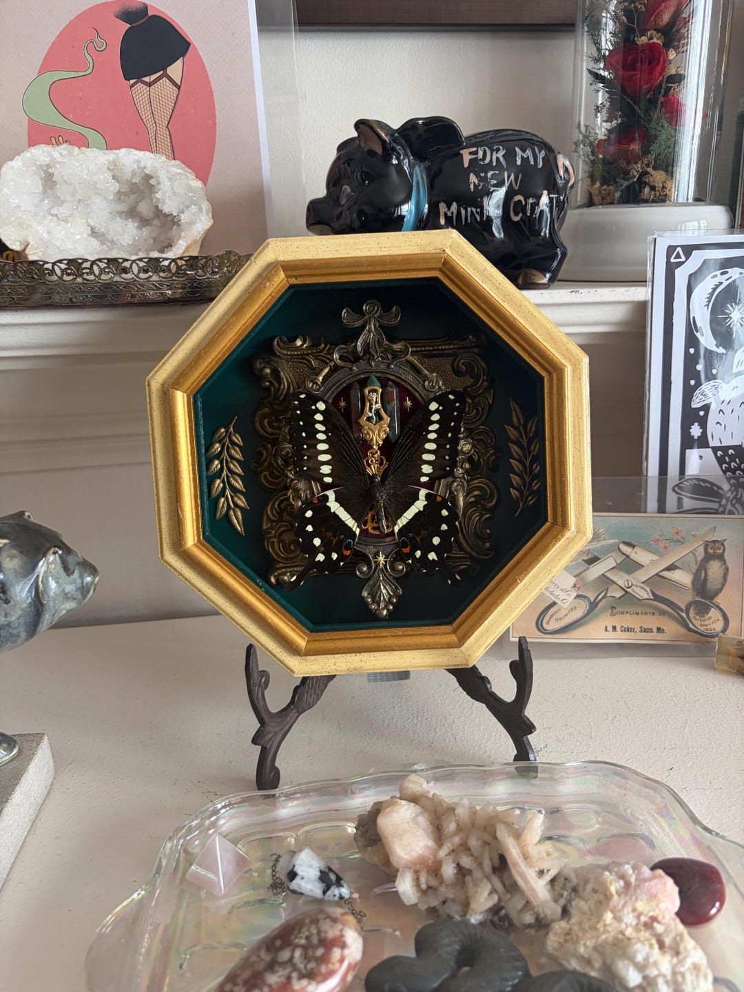 Off-white and Gold Octagon Central Emperor Butterfly and Bloodstone ...