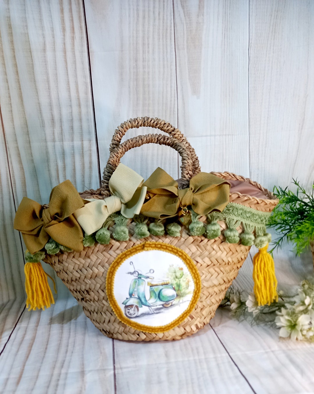 Sicilian Straw Coffa, With 1950s Wasp Design, Decorated With Cotton ...