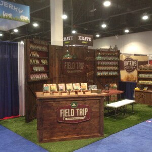 Industrial Vendor Booth, Metal and Wood Display, Rustic Pop-up Shop ...