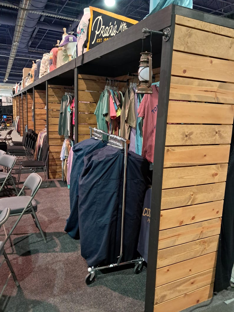 Rustic Slatwall Display, Real Wood Vendor Booth, Vintage Pop up Shop ...