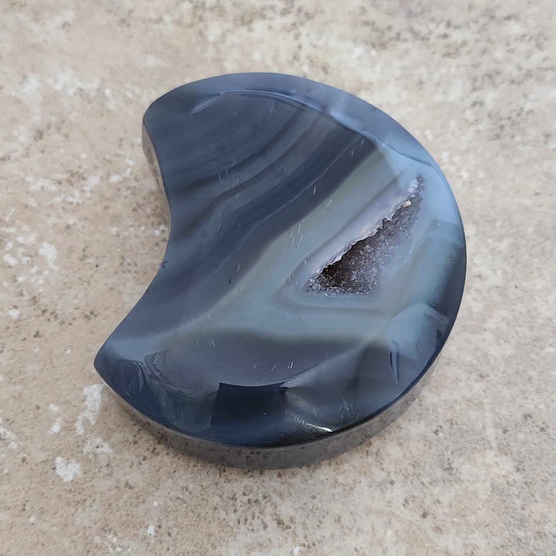 Carved Boswana Agate Moon With Druzy Crystal Inside Palm Stone ADM1 - Etsy