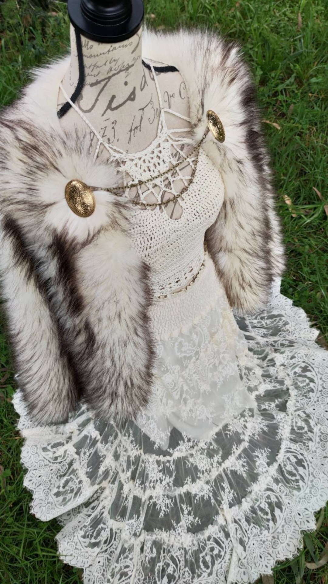 Nordic Fur Viking Wedding Cloak, Norse Bridal Cape With Brooches - Etsy