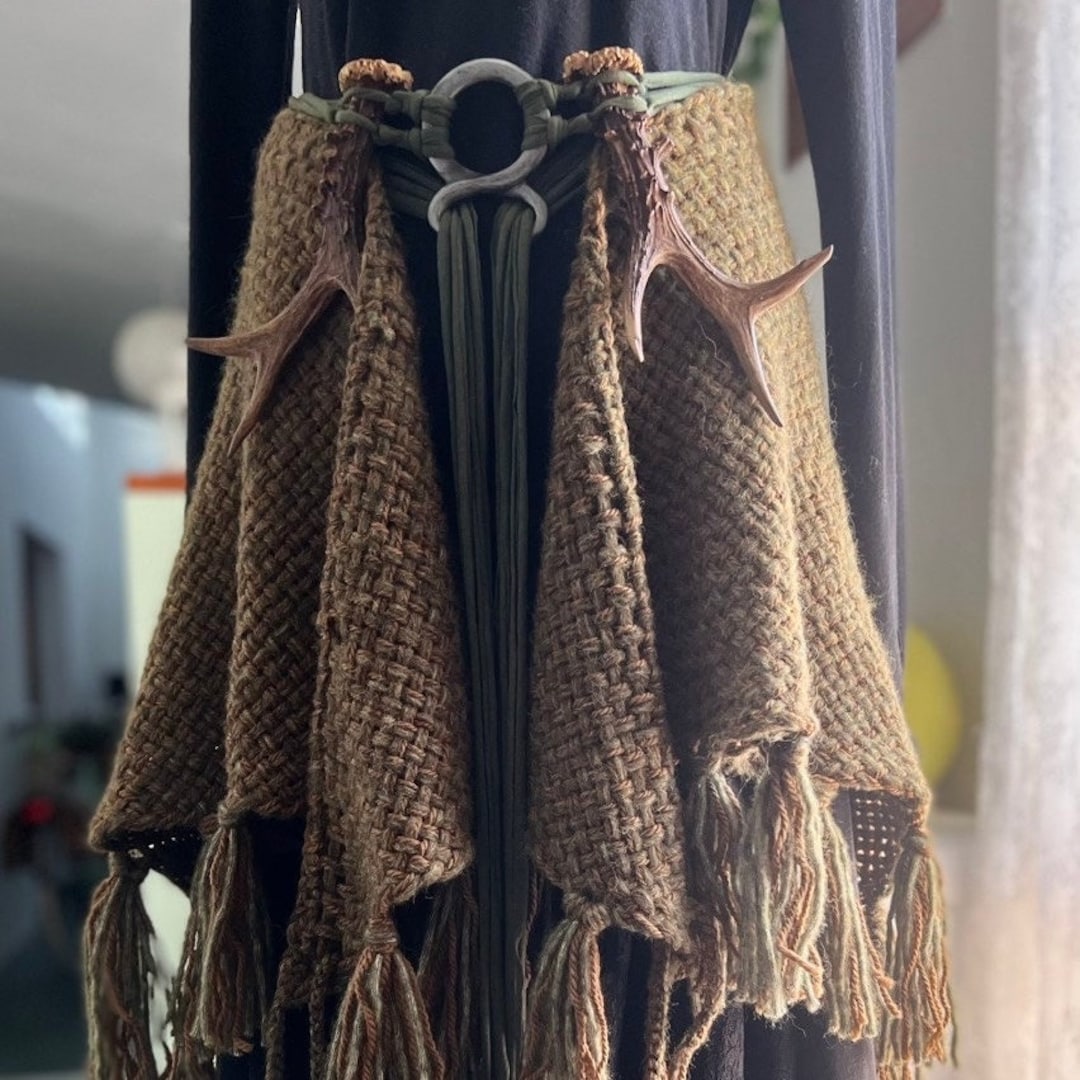 Norse Witch Shawl LARGE SIZE, Viking Wedding Shawl, Medieval Wedding ...