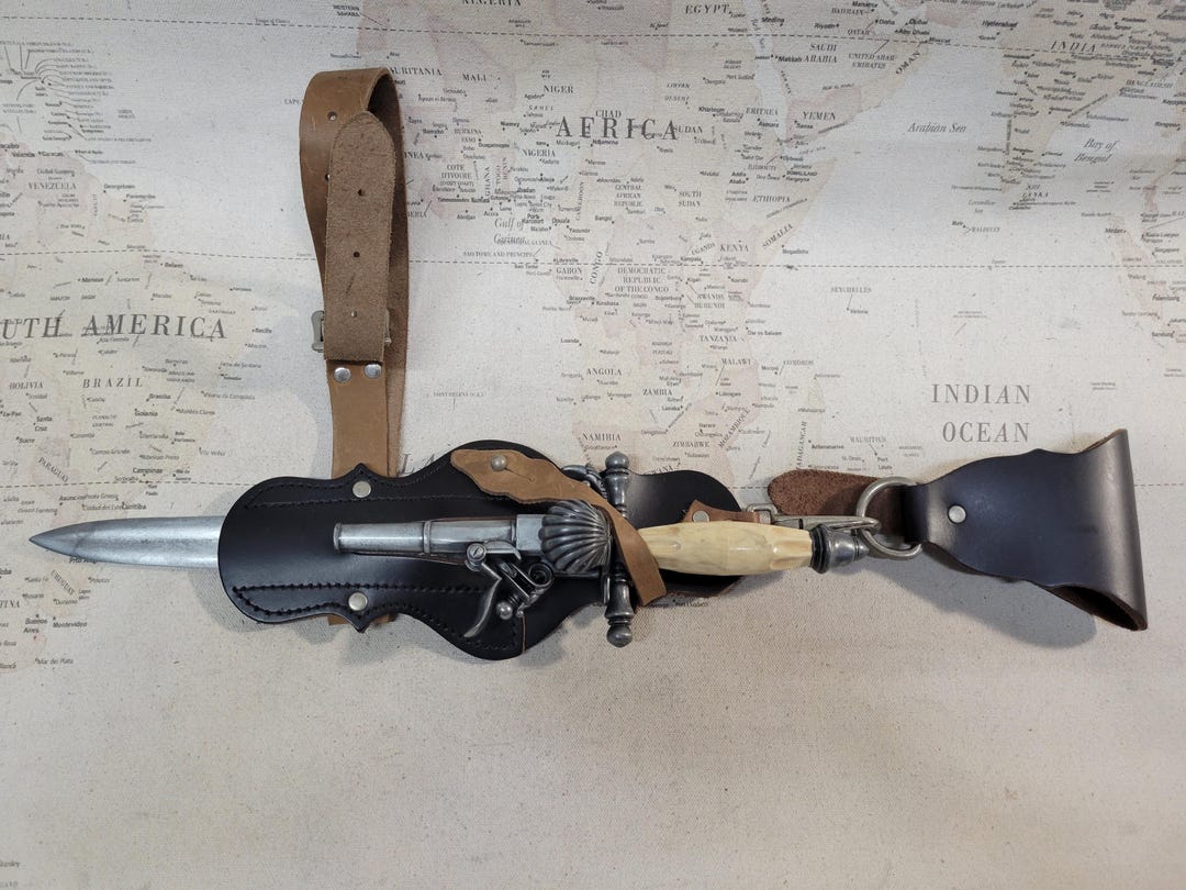 18th Century White Handled Pirates Dagger Flintlock Non-firing With a ...