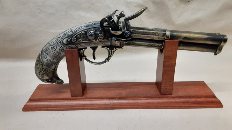 Wooden Display Stand for the Flintlocks - Etsy